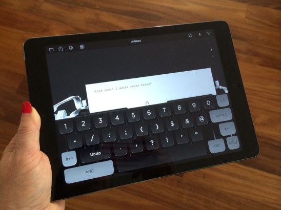 Hanx Writer – a Typewriter App! – Zinc Moon