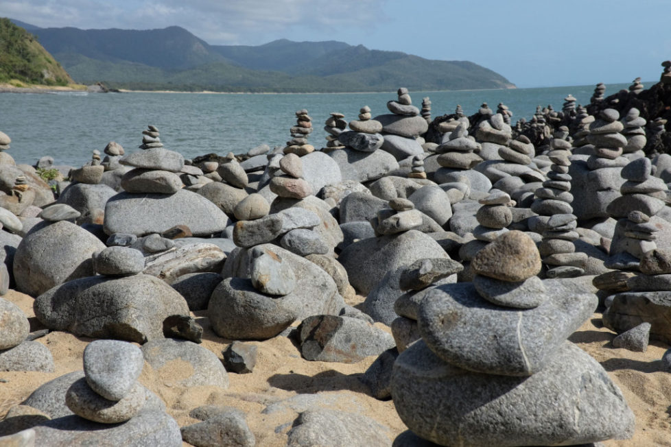 Captain Cook Highway – Rock Stacks – Zinc Moon