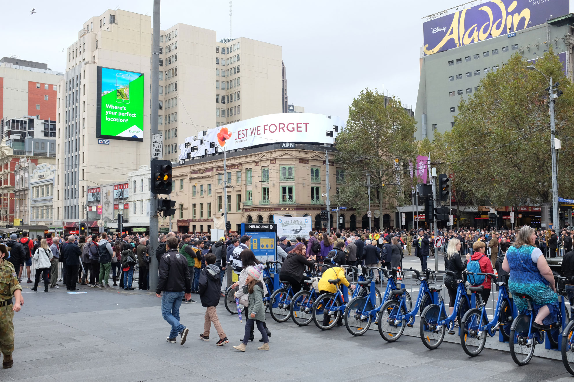 Anzac Day 2017 – Lest We Forget – Zinc Moon